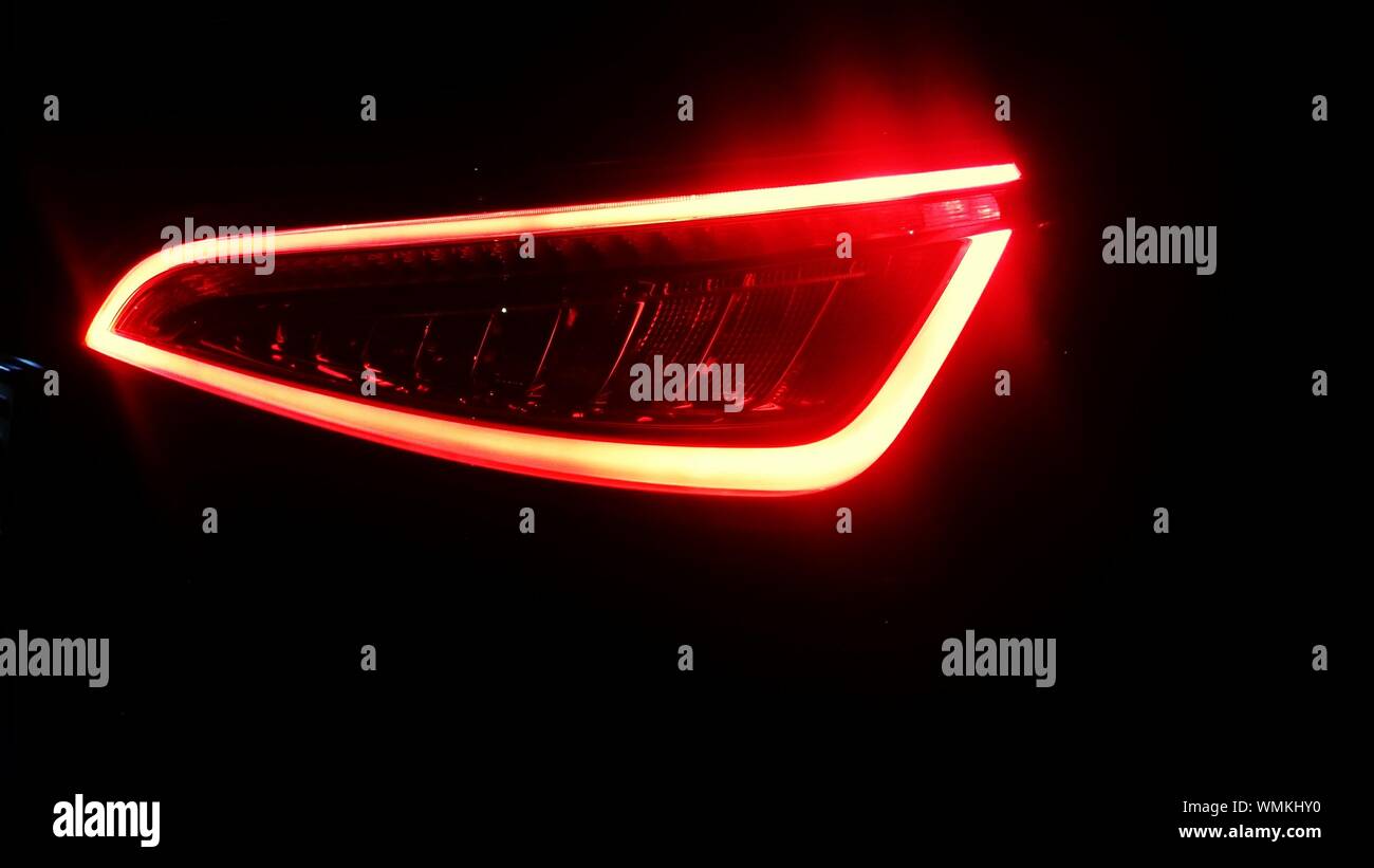 Headlight night car hi-res stock photography and images - Alamy