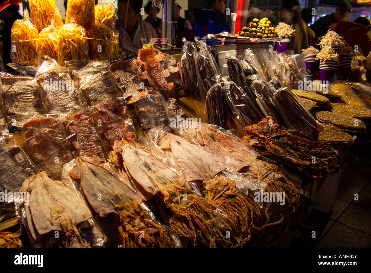 Open air food stall vendor High Resolution Stock Photography and Images ...