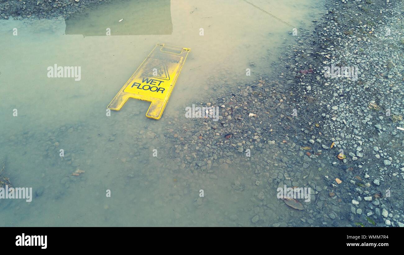 Floating sign hi-res stock photography and images - Alamy