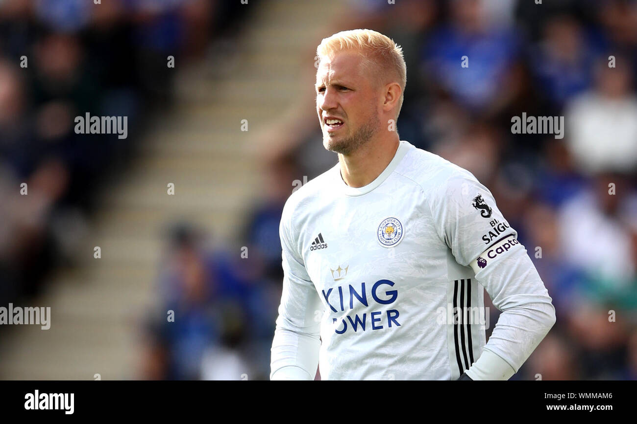 Leicester City goalkeeper Kasper Schmeichel Stock Photo - Alamy