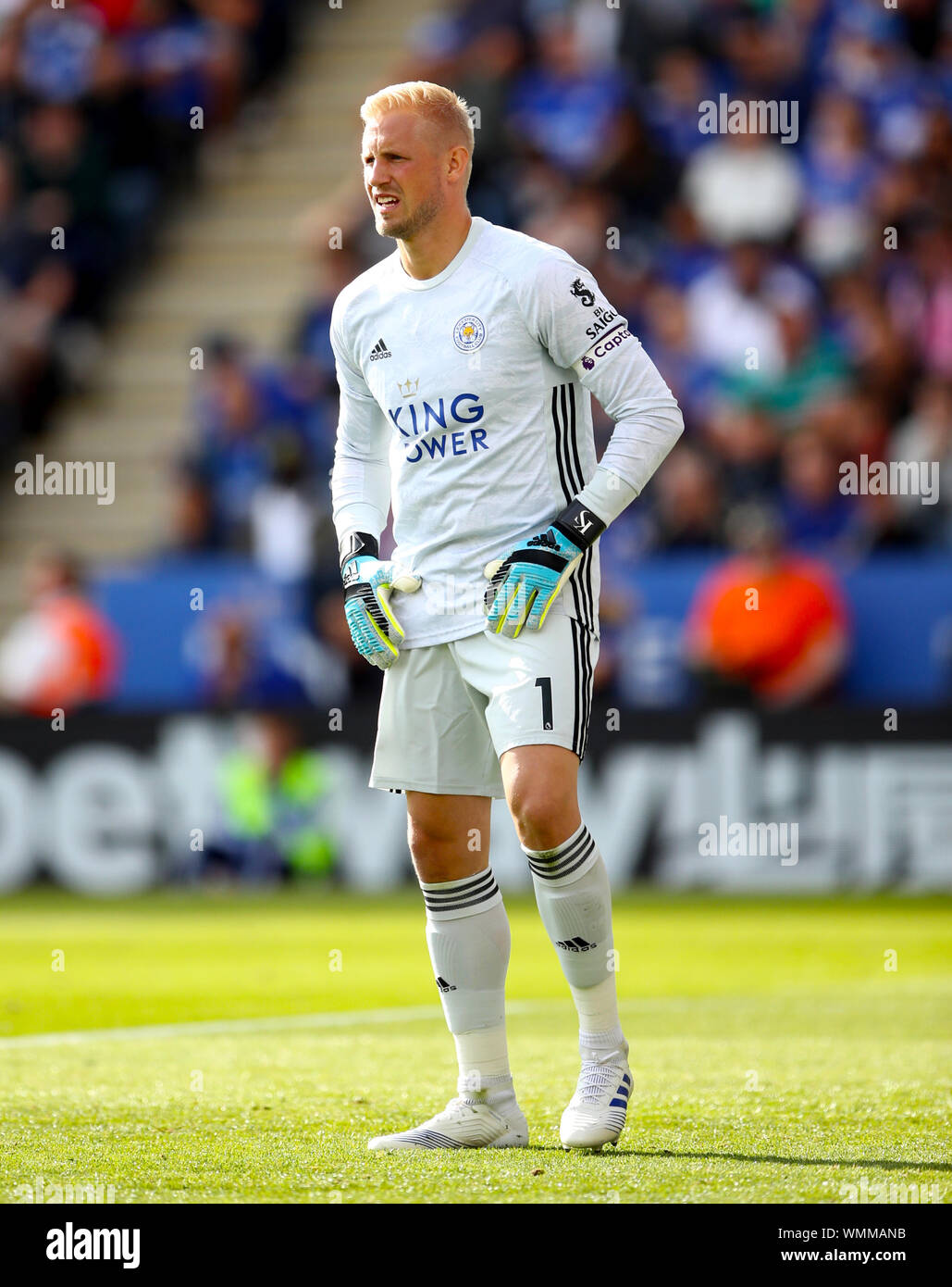 Leicester City goalkeeper Kasper Schmeichel Stock Photo - Alamy