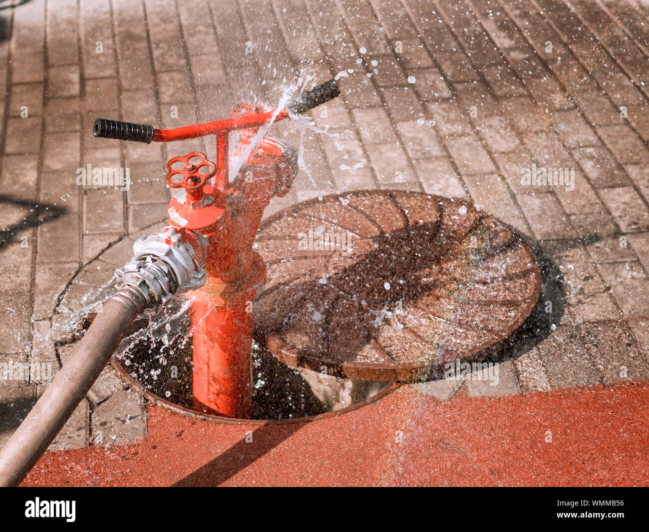 Fire hydrant spray hi-res stock photography and images - Alamy