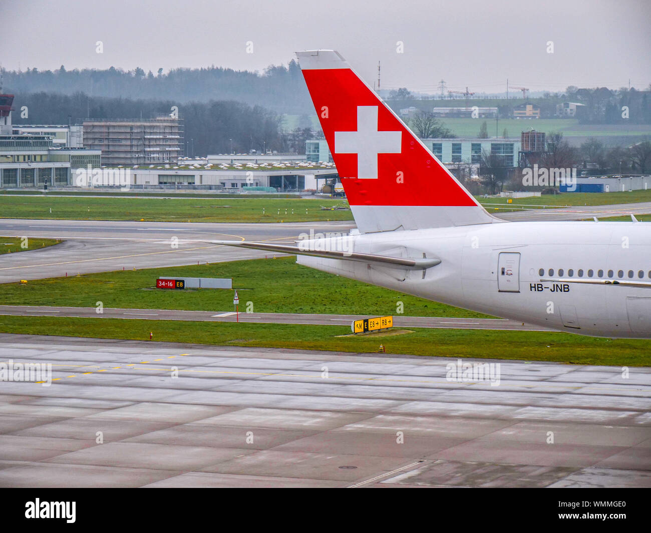 Swiss International Airlines Taxiing at Zurich Airport Stock Photo - Alamy