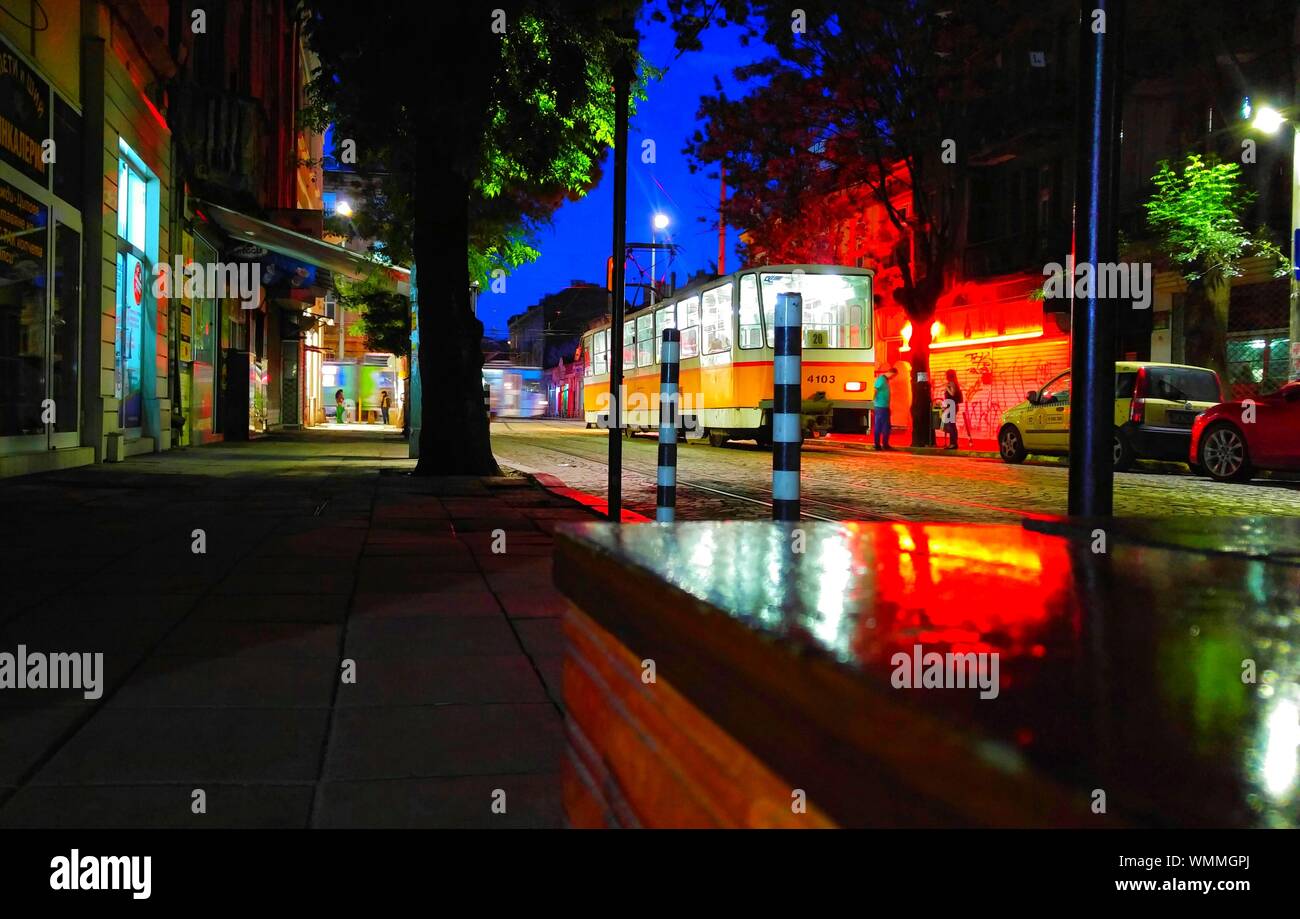 Pedestrian light at night hi-res stock photography and images - Alamy