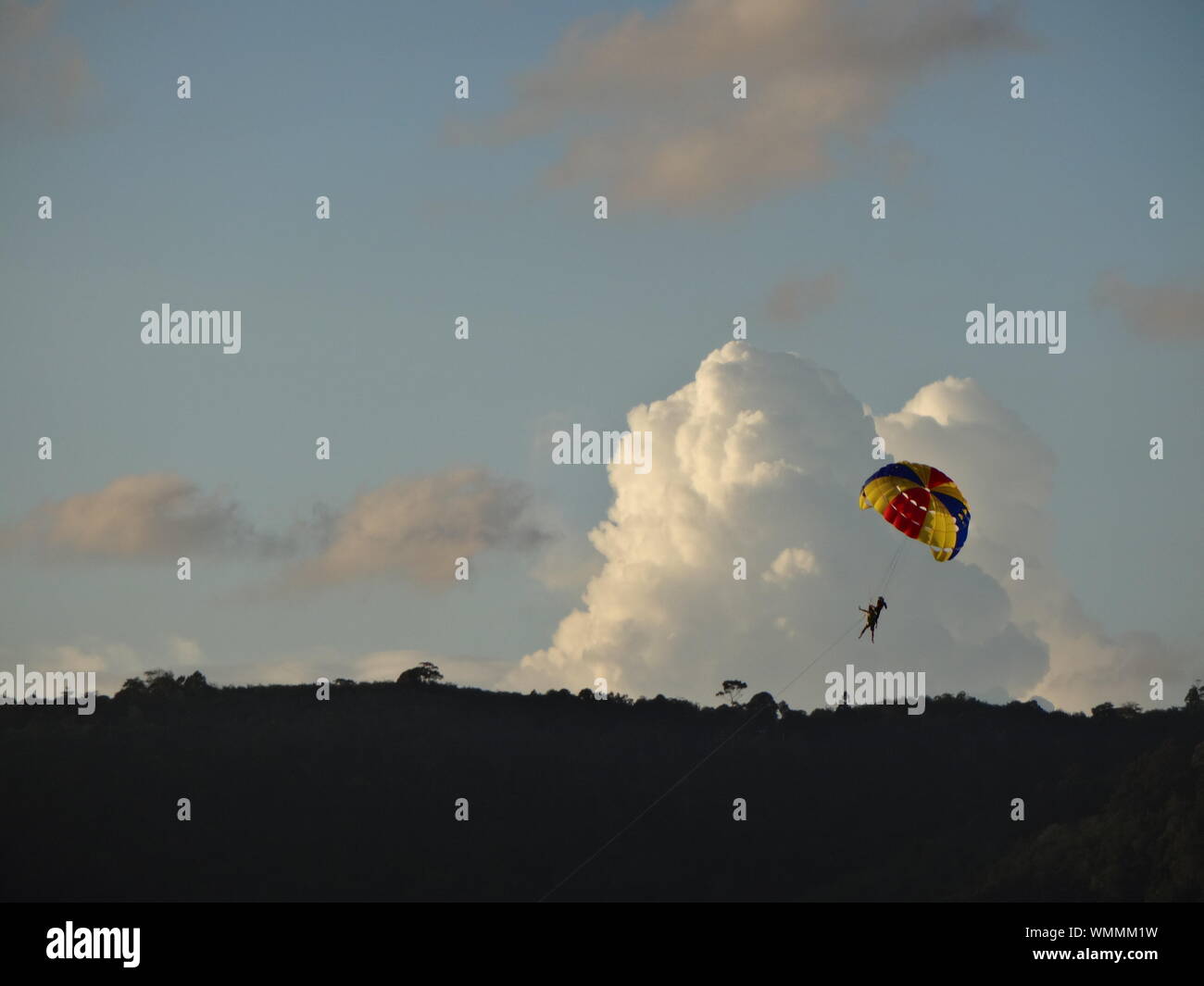 Safety parachute hi-res stock photography and images - Alamy