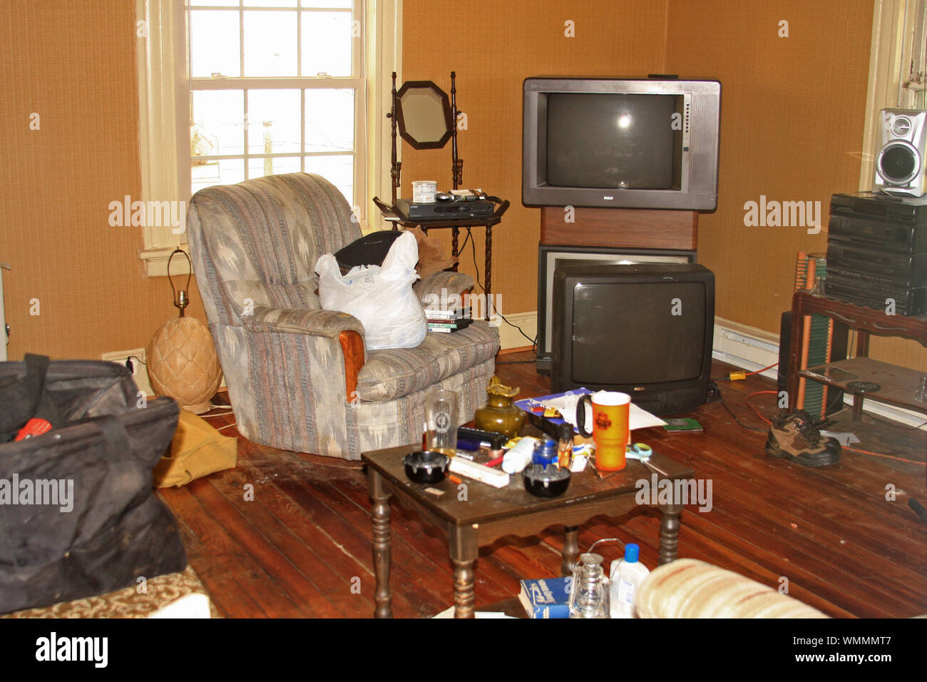 Real dirty mess hi-res stock photography and images - Alamy
