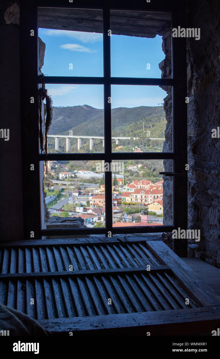 Windows view hi-res stock photography and images - Alamy