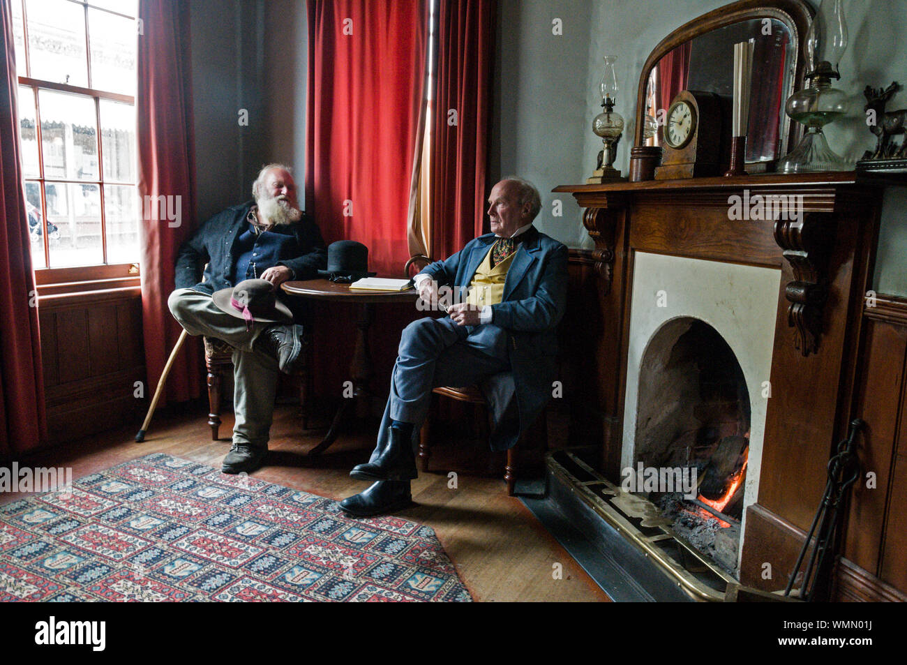 Victorian gentlemen hi-res stock photography and images - Alamy