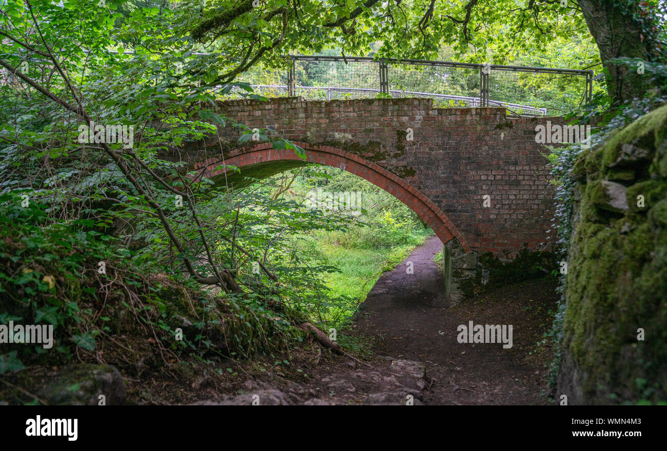 Baker's Mill Upper Lock Bridge, Frampton Mansell, Cotswolds, United ...