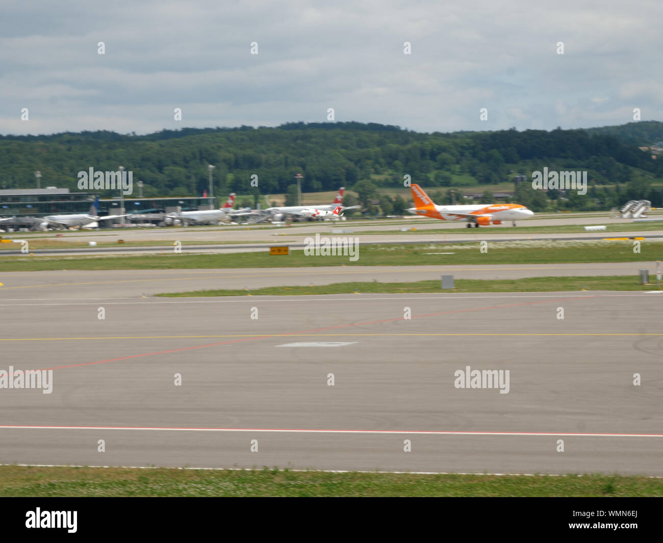 Swiss air rescue rega helicopter hi-res stock photography and images ...