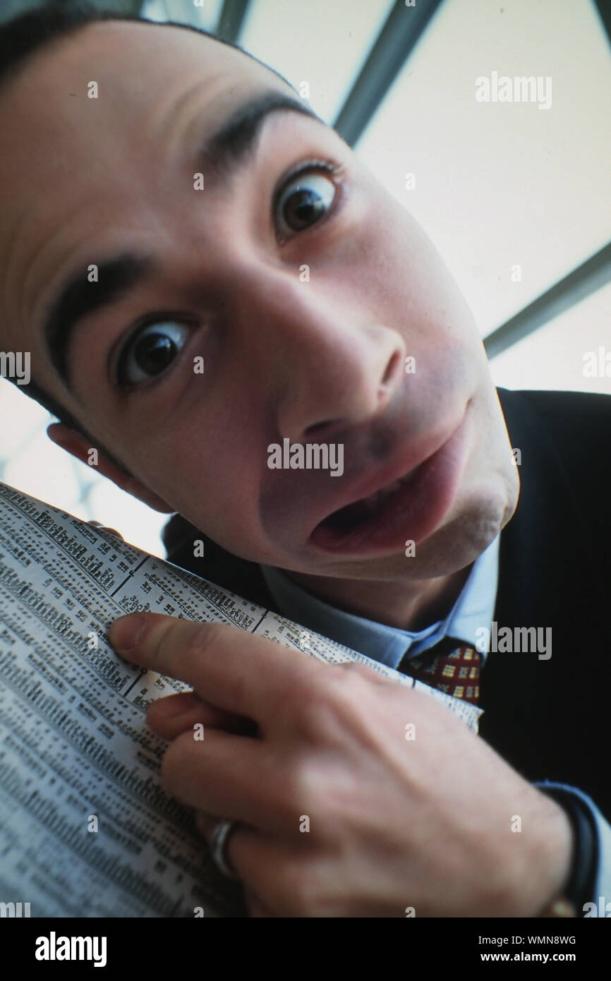 Newspaper men pointing hi-res stock photography and images - Alamy