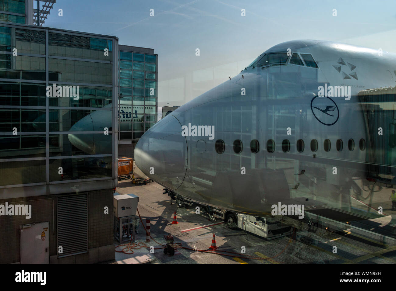 Close up of nose and window reflections of a Lufthansa Boeing 747 ...