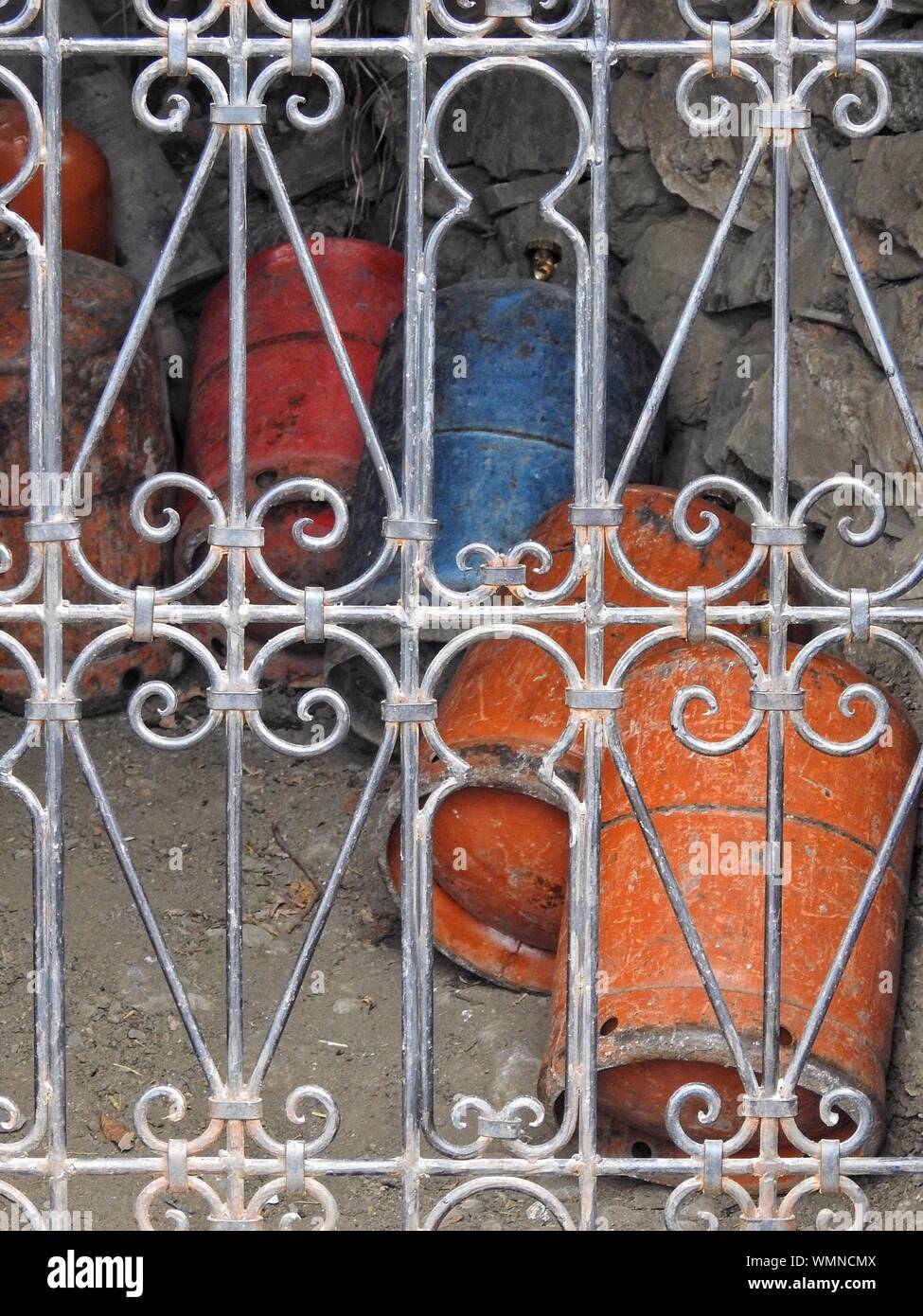 Rusty gas cylinder hi-res stock photography and images - Alamy