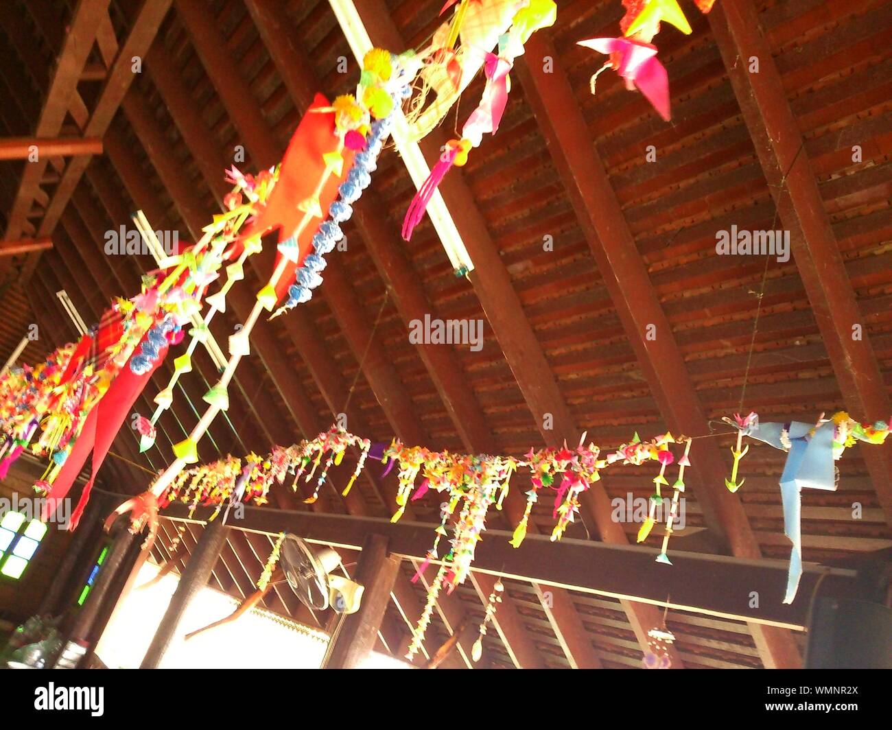 Hanging beam hi-res stock photography and images - Alamy