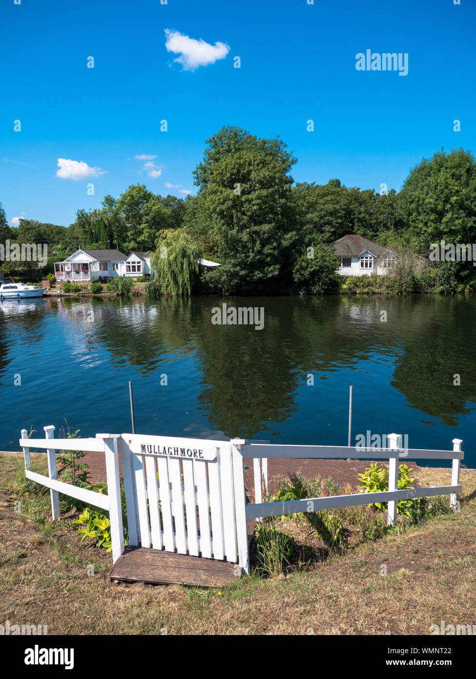 Beautiful, River Thames, Summer, Laleham Staines, Surrey, England, UK ...