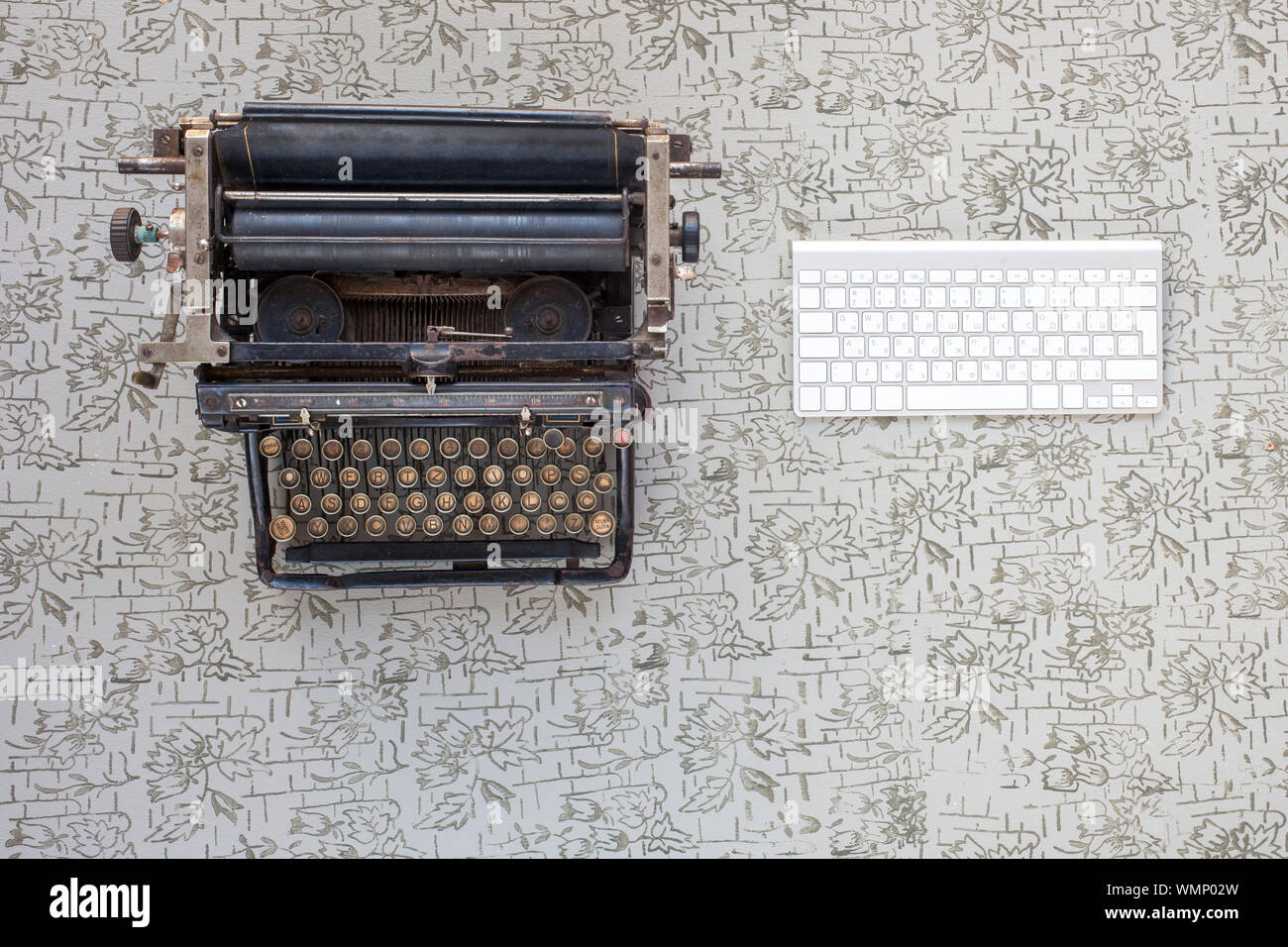 Old Fashioned Computer High Resolution Stock Photography and Images - Alamy