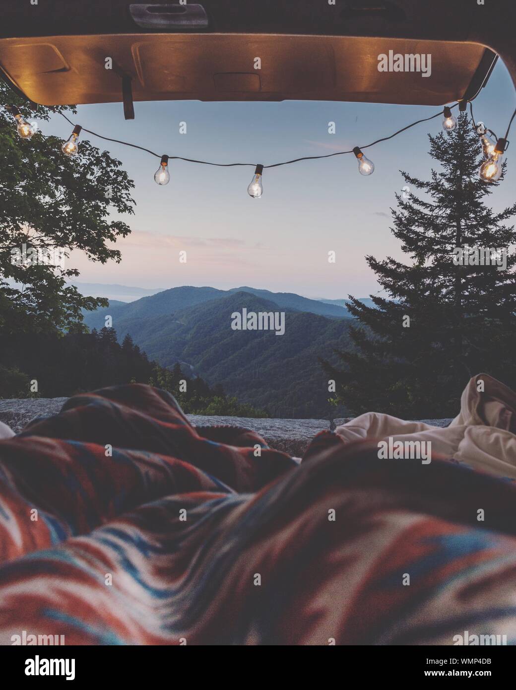 Flying blankets hi-res stock photography and images - Alamy