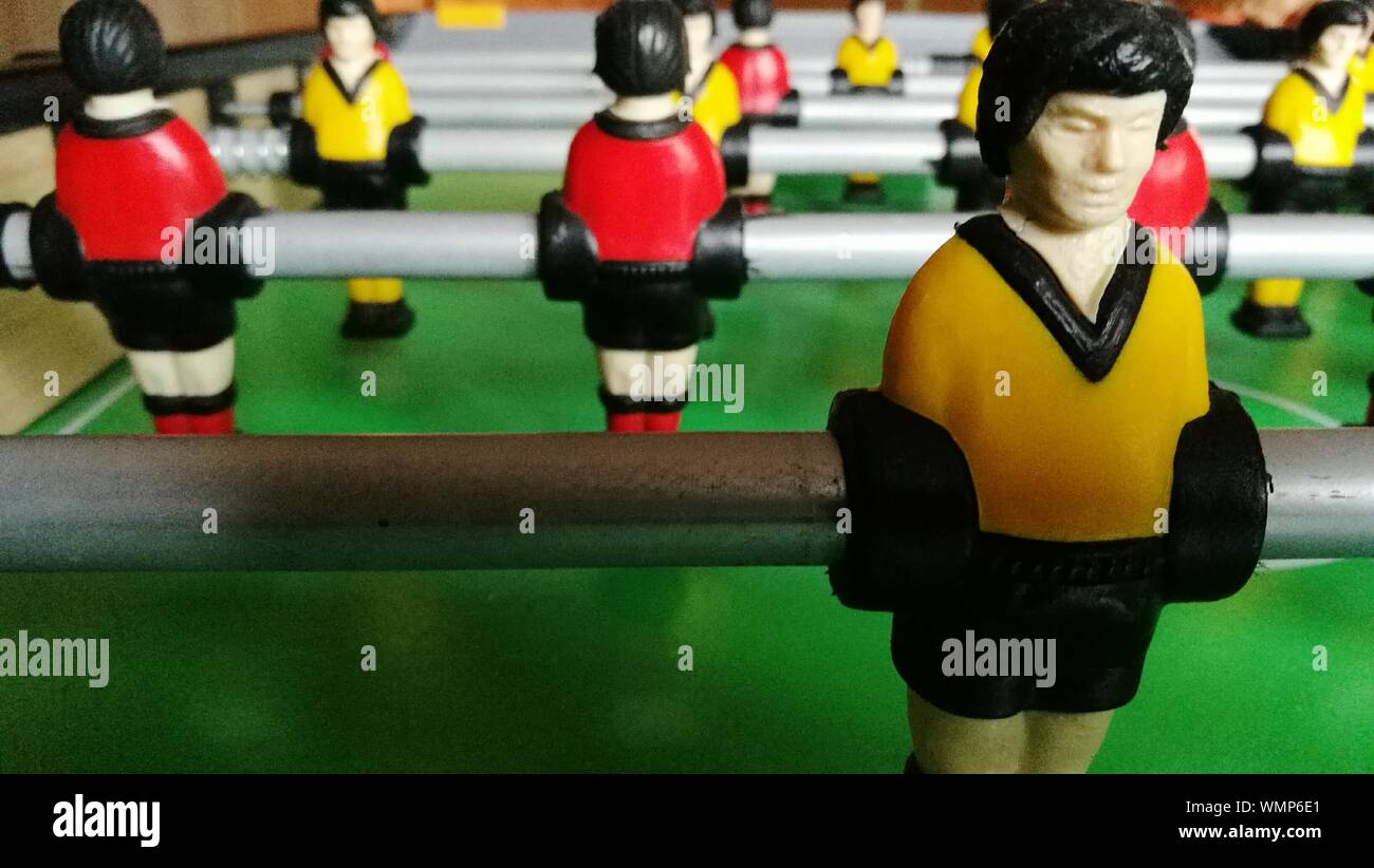 Fussball player hi-res stock photography and images - Alamy