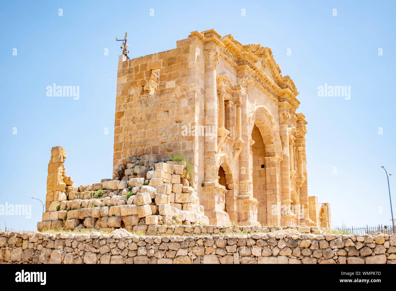Ancient Roman ruins in Jerash, Jordan Stock Photo - Alamy