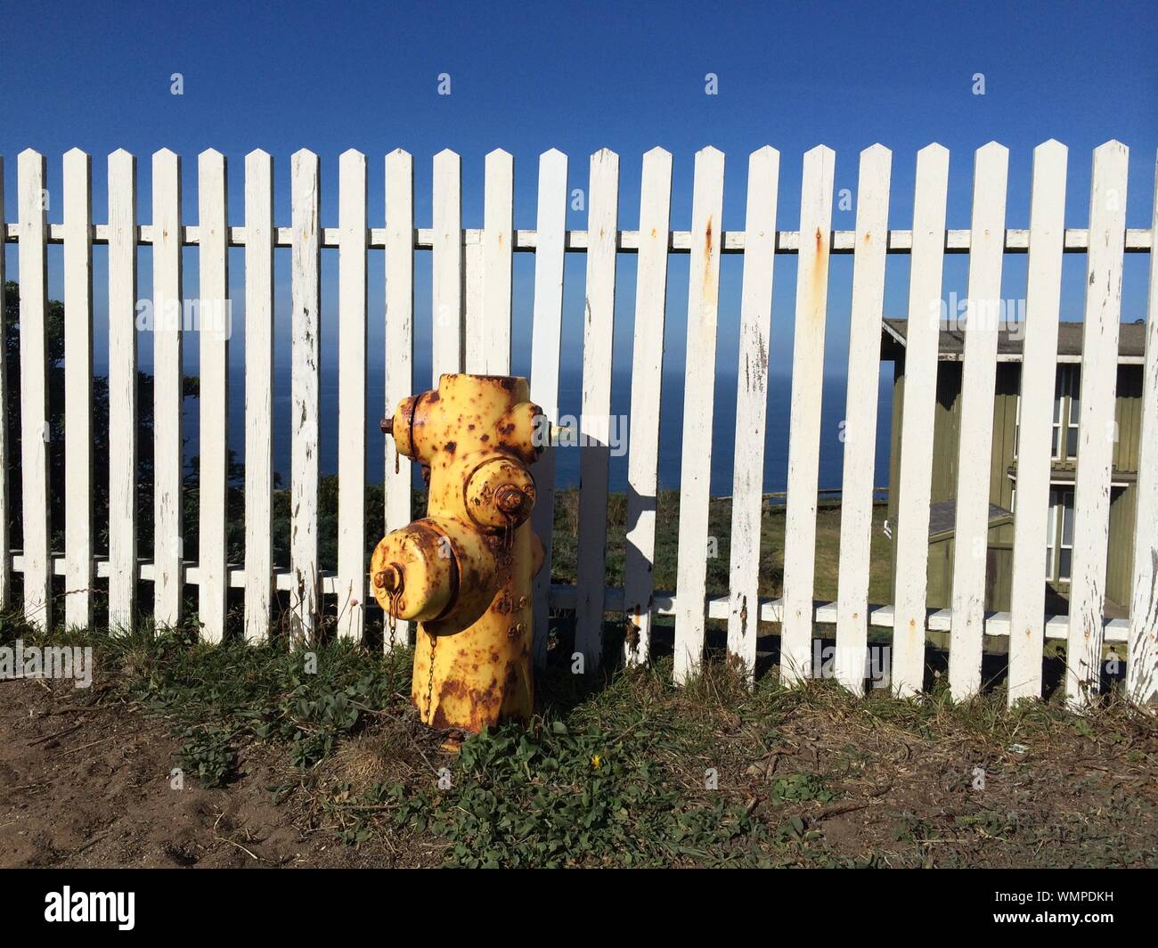 Fire fence hi-res stock photography and images - Alamy