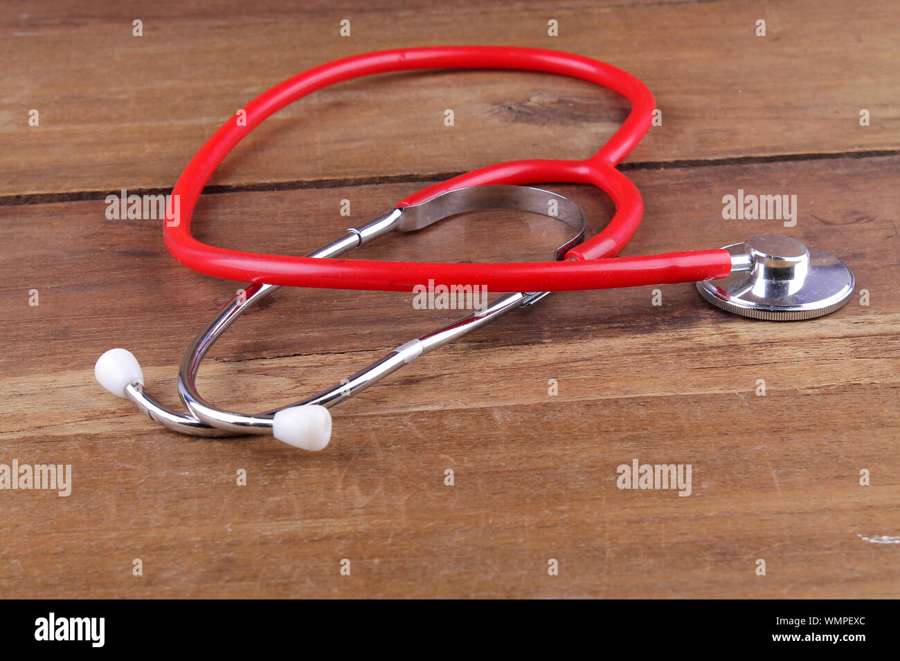 Red stethoscope hi-res stock photography and images - Alamy