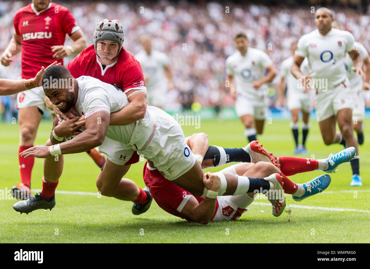Jonathan davies rugby hi-res stock photography and images - Alamy