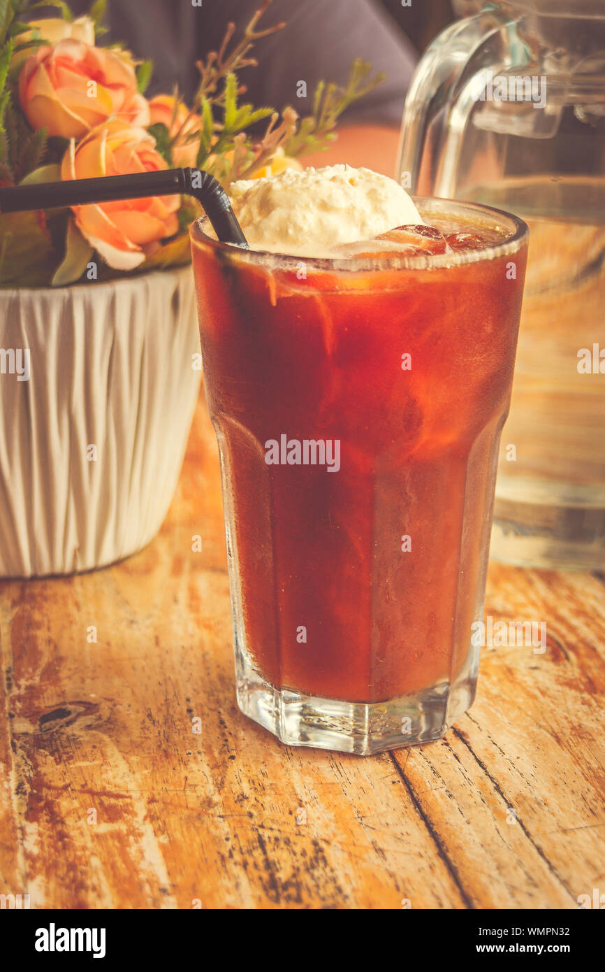 Black Americano Float Double shot espresso, water, ice, topped with ...