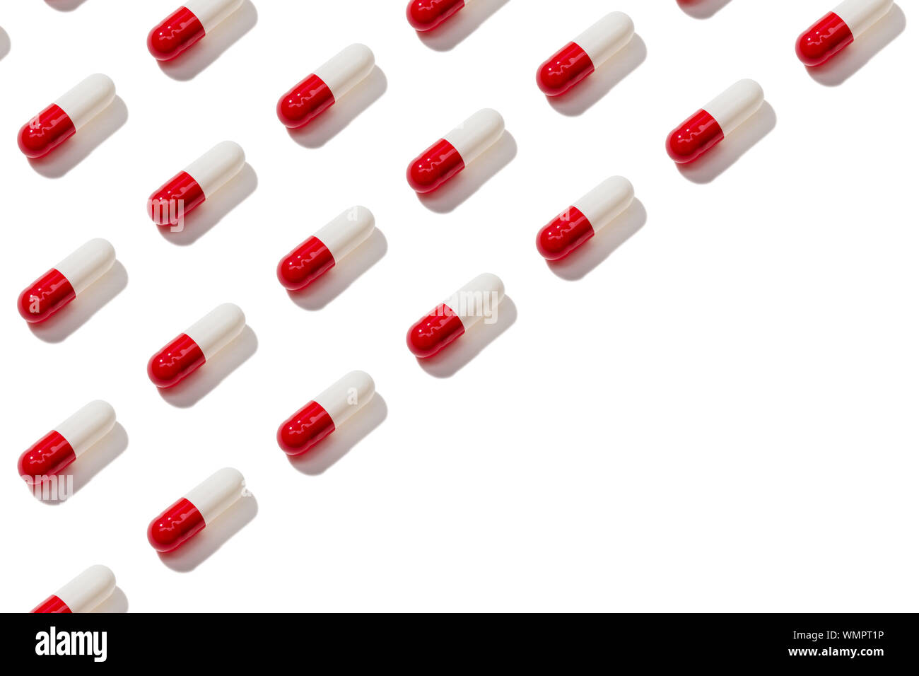 Pill capsule pattern isolated on white background. Medicine, healthcare ...