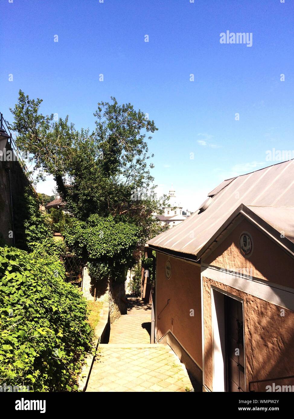 House back door hi-res stock photography and images - Alamy