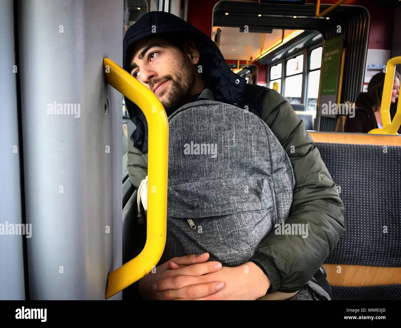 34 bus hi-res stock photography and images - Alamy