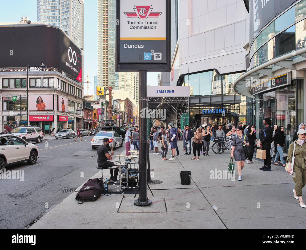 Yonge Street people Stock Photo - Alamy