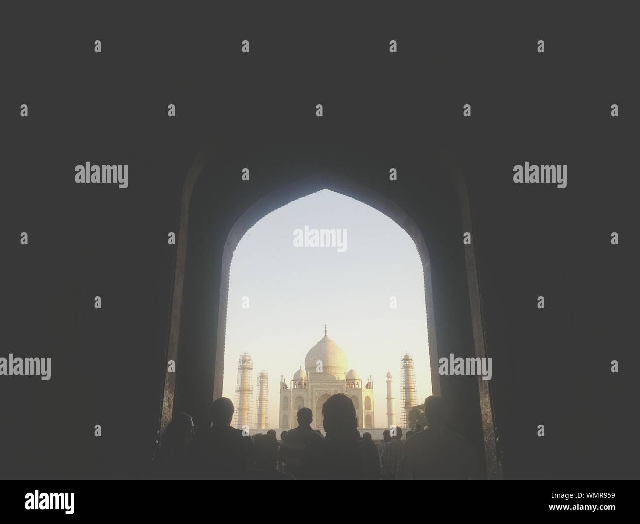 Looking through arch hi-res stock photography and images - Alamy