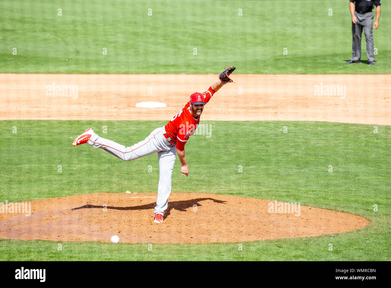 Angels stadium hi-res stock photography and images - Alamy