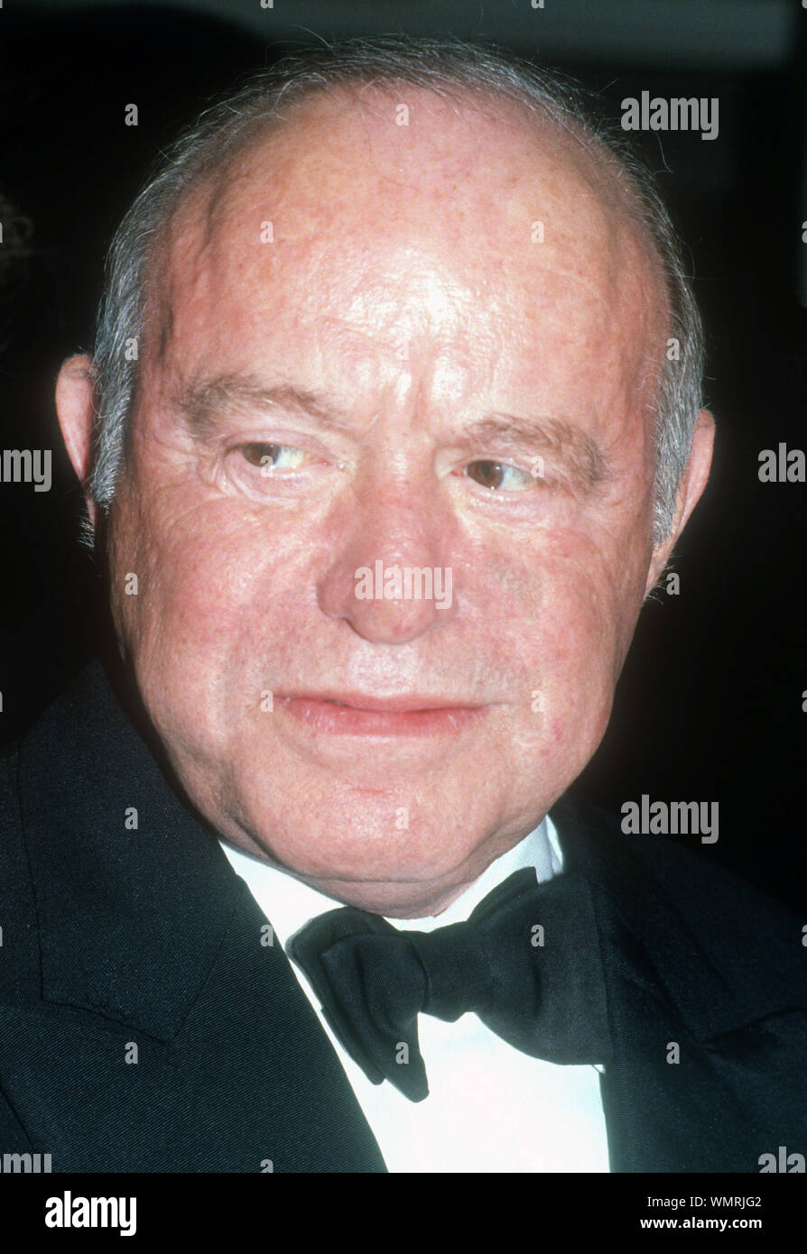 John kluge hi-res stock photography and images - Alamy