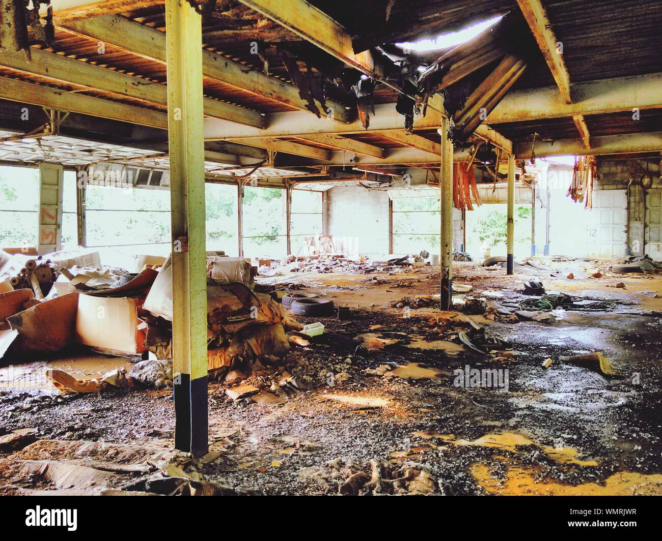 Dirty dock hi-res stock photography and images - Alamy