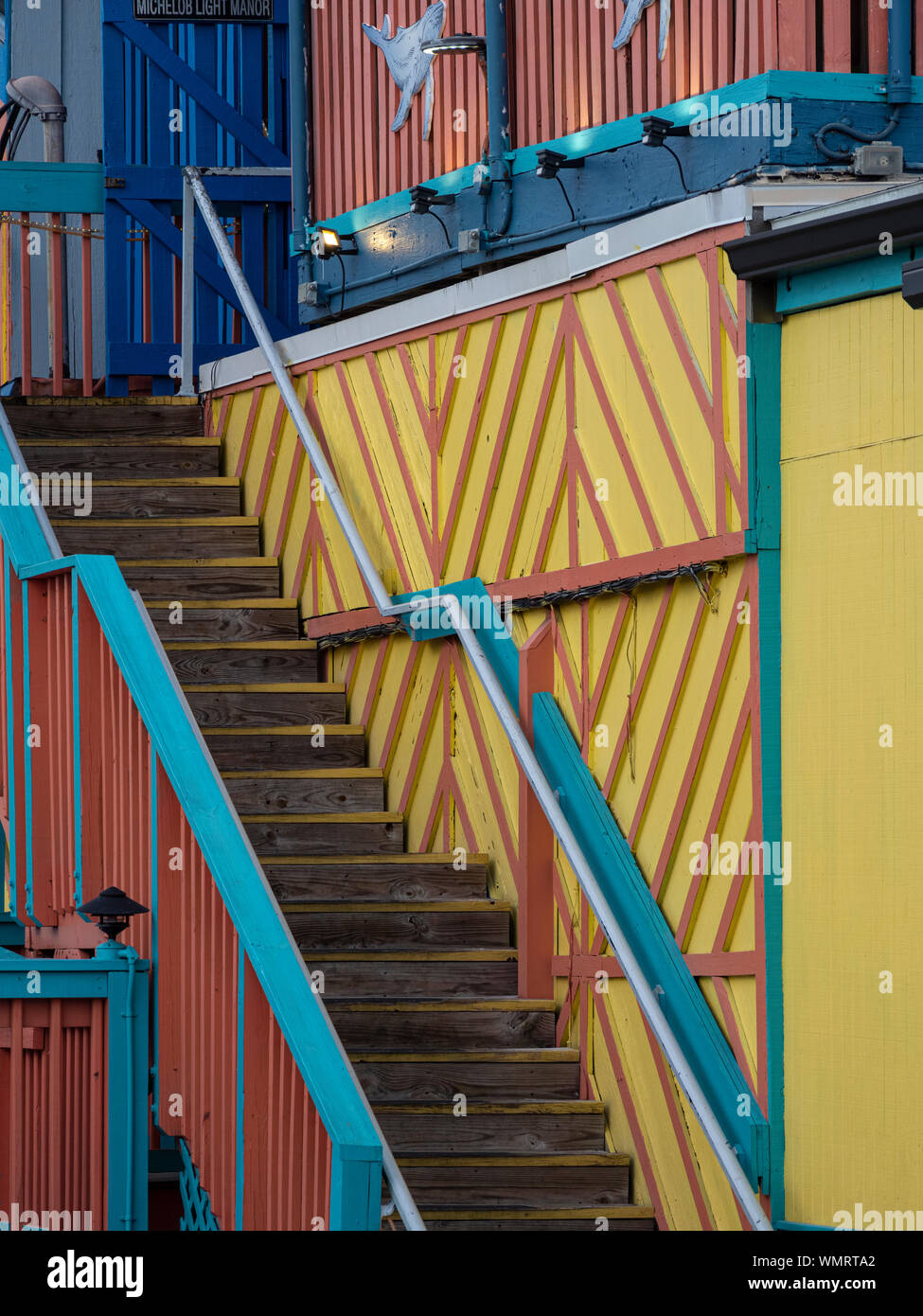 Exterior colours hi-res stock photography and images - Alamy