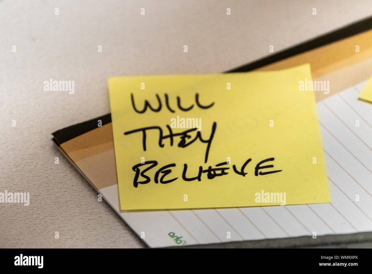 Hand written note on yellow paper hi-res stock photography and images ...