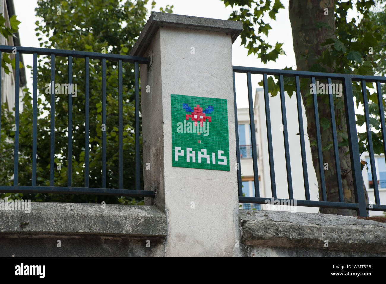 Paris, Street Art by Space Invader Stock Photo - Alamy
