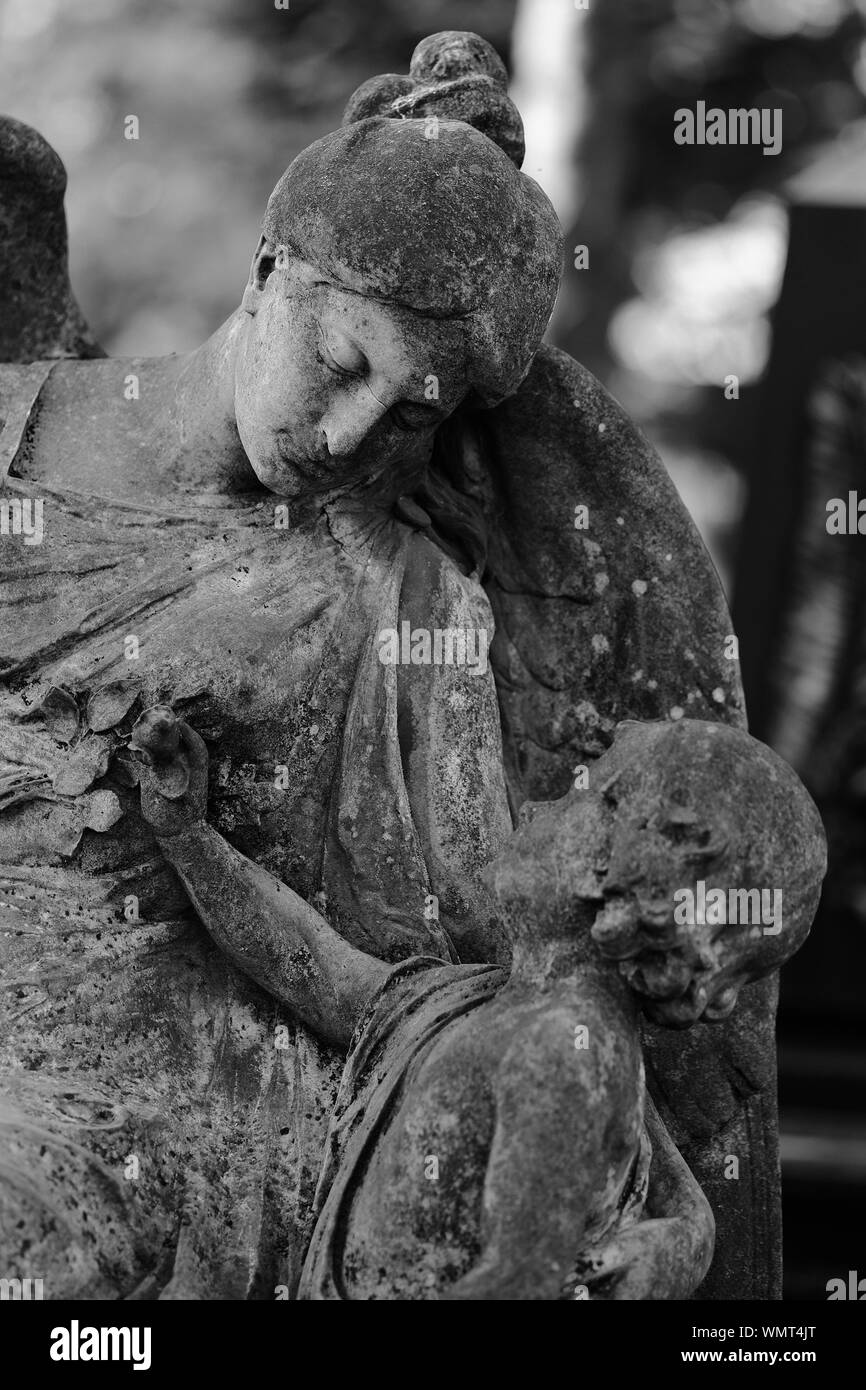 Human sculptures hi-res stock photography and images - Alamy