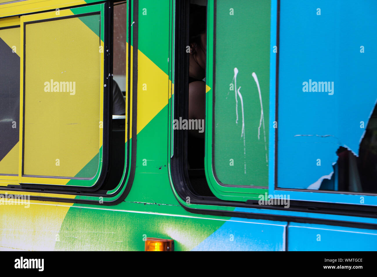Bus windows hi-res stock photography and images - Alamy