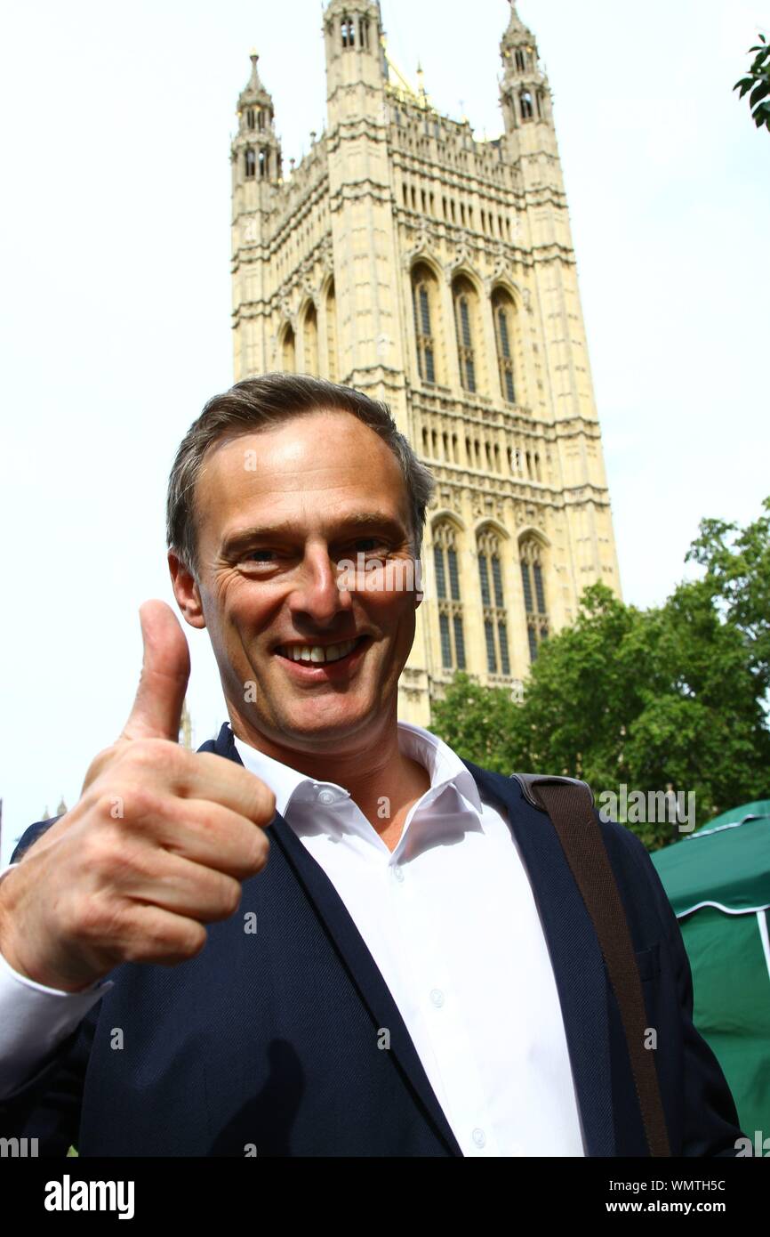 Martin daubney mep hi-res stock photography and images - Alamy