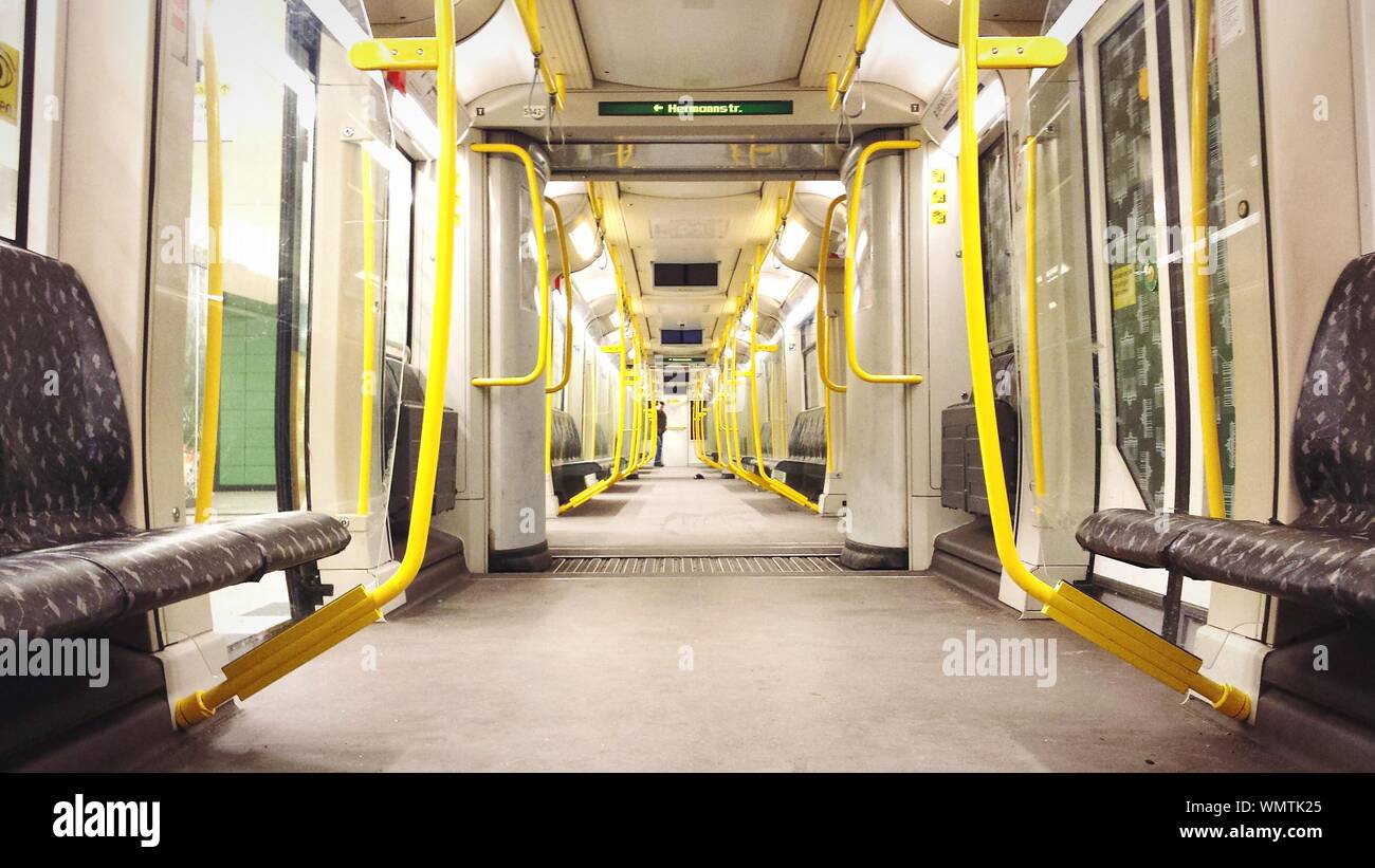 Empty train hi-res stock photography and images - Alamy