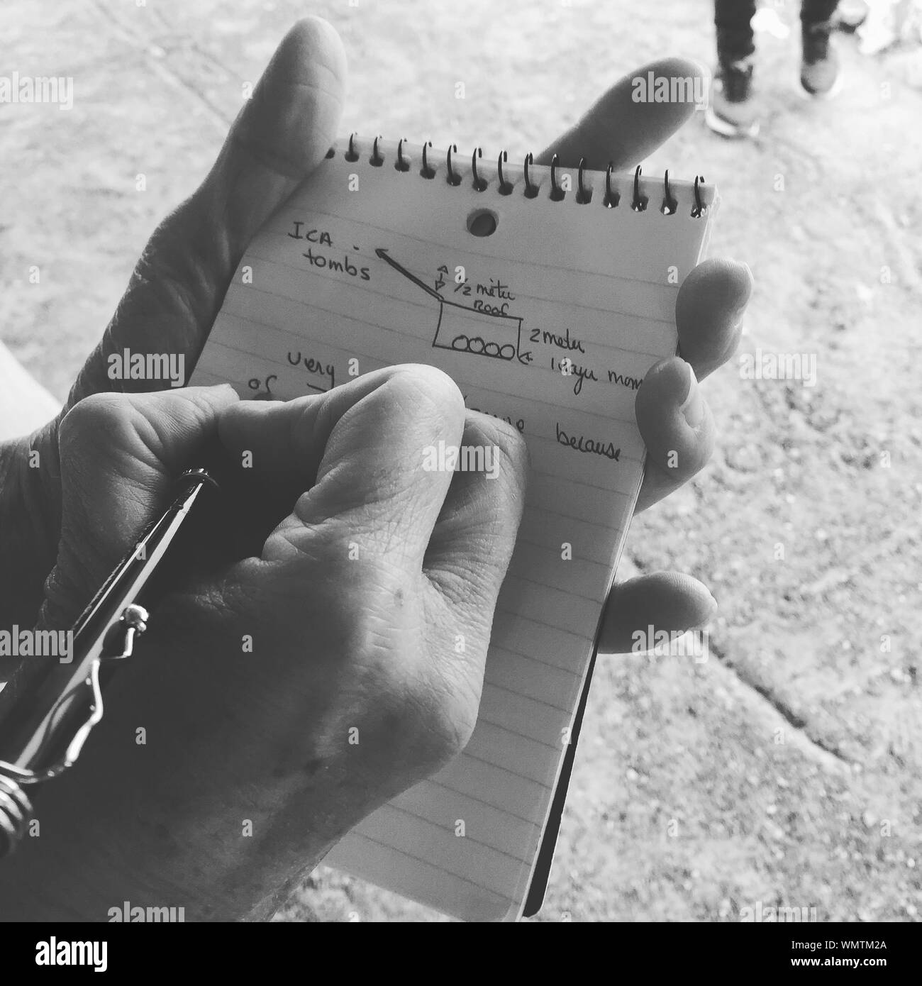 Hand writing note hi-res stock photography and images - Alamy