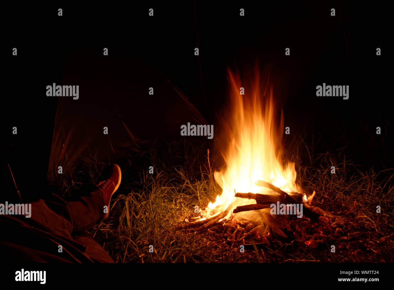 Man camping australia hi-res stock photography and images - Alamy