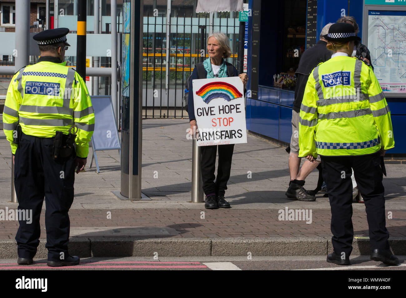 Greenham common protests hi-res stock photography and images - Alamy