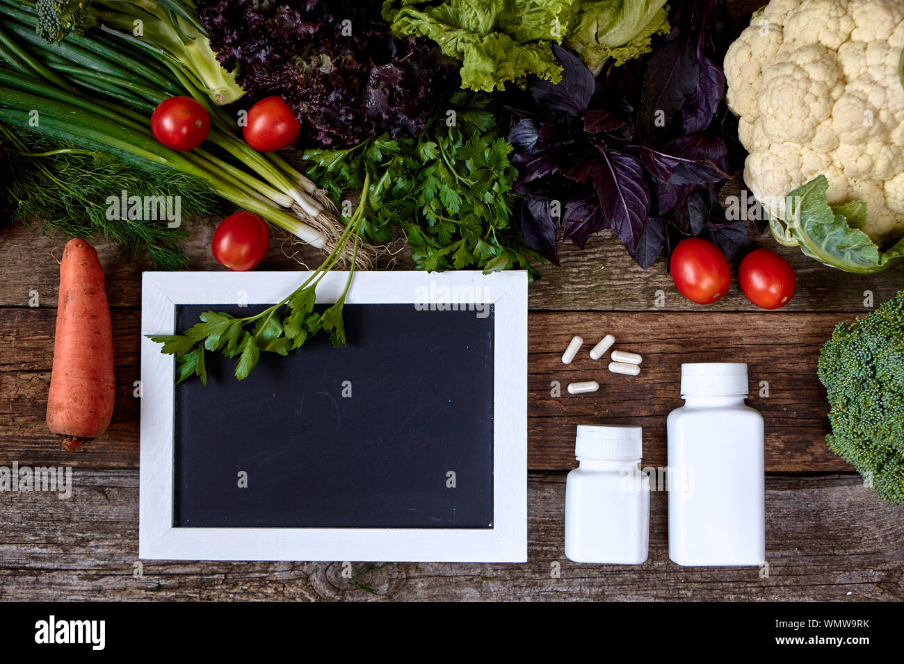 Wooden menu tablets hi-res stock photography and images - Alamy