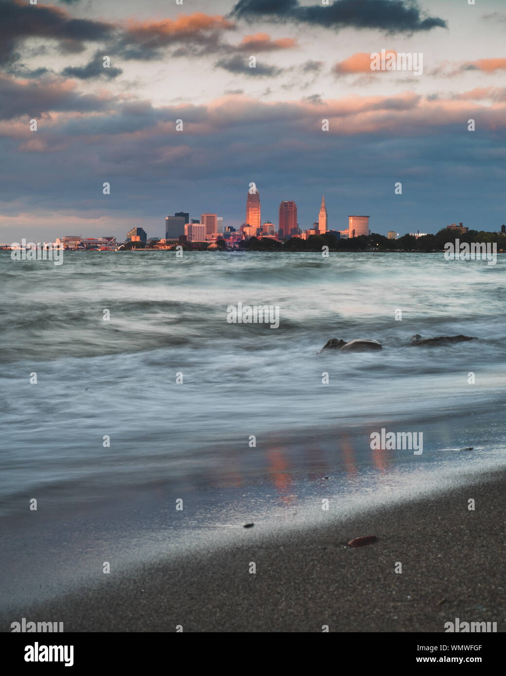 Cleveland Skyline at Sunset on the Beach Stock Photo - Alamy