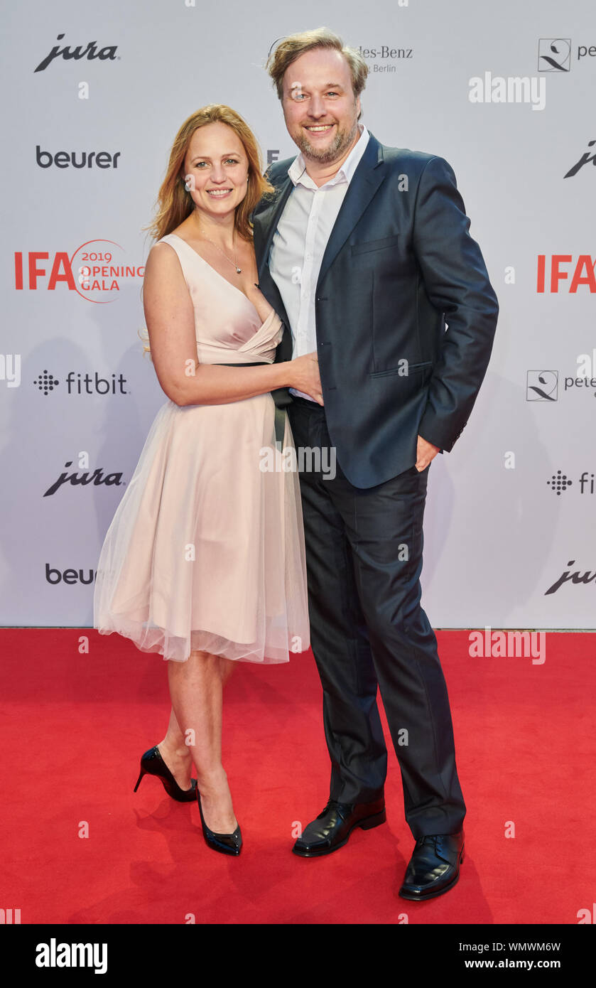 Berlin, Germany. 05th Sep, 2019. Actor Stephan Grossmann comes with his ...