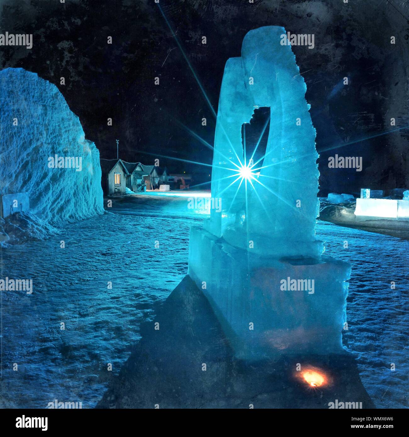 Light house beam hi-res stock photography and images - Alamy