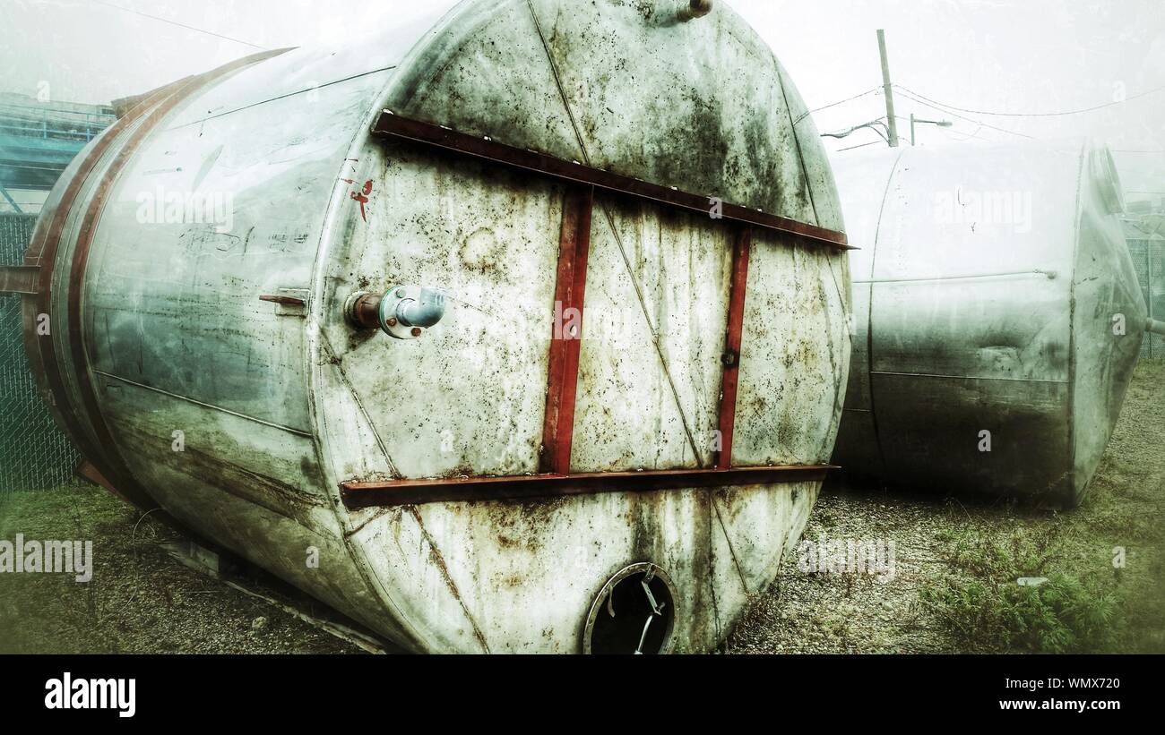 Old storage tanks hi-res stock photography and images - Alamy